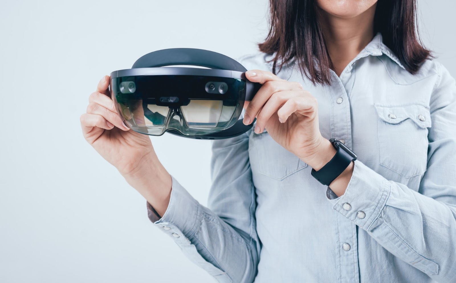 AI Glasses vs AR Glasses: 5 Key Differences for 2026 Buyers